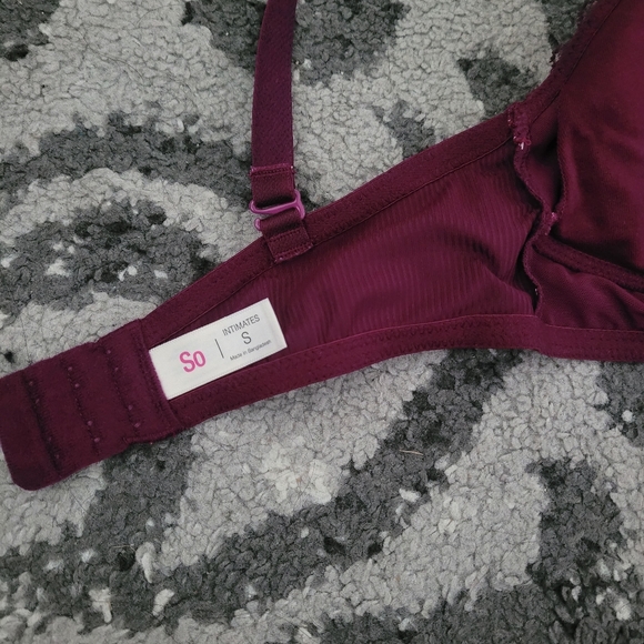 Victoria's Secret | Intimates & Sleepwear | 4 Lace Bralettes Bras Small ...